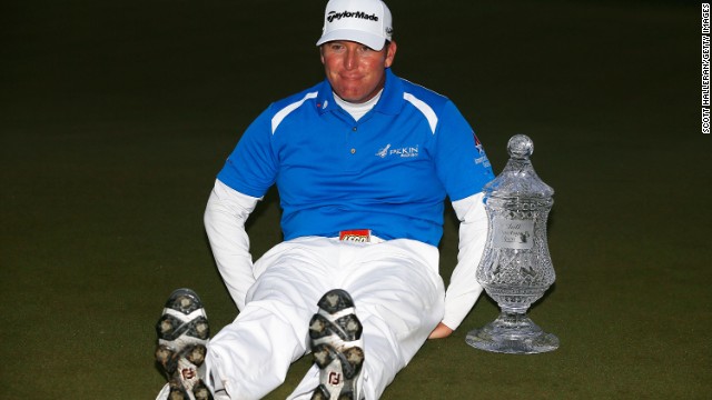 Nýtt æði á PGA - Dufnering - Kylfingur